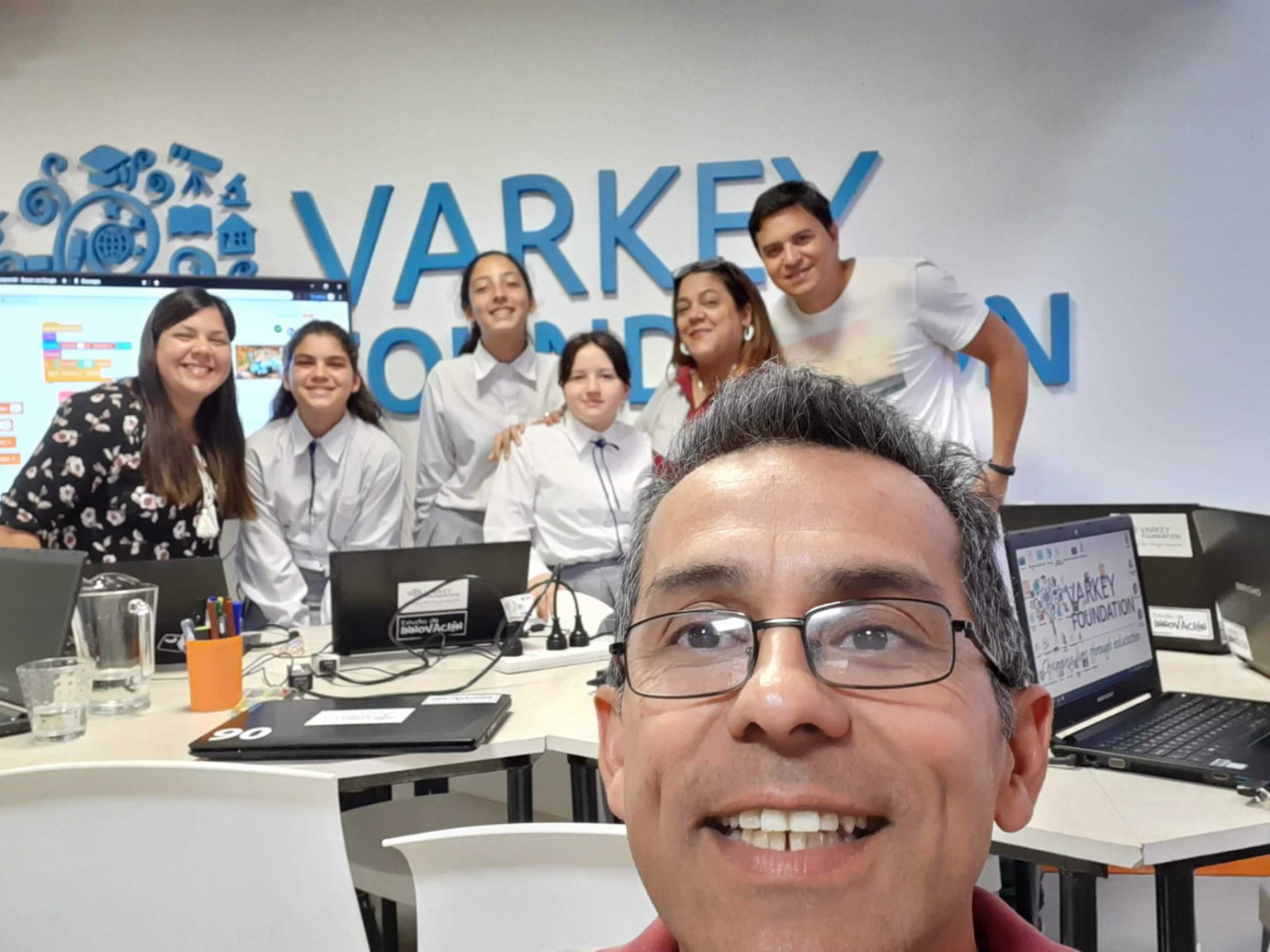 Roberto Rolón: “Los estudiantes se entusiasman mucho con la robótica ...