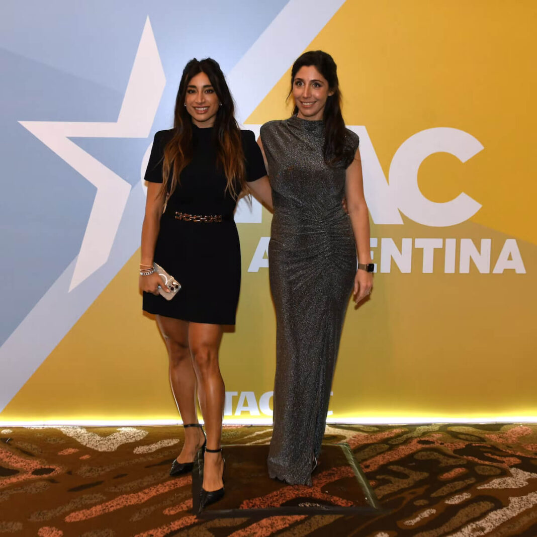 ¿Quién es Laura Arrieta, la joven cercana a Milei que habría pasado la ...